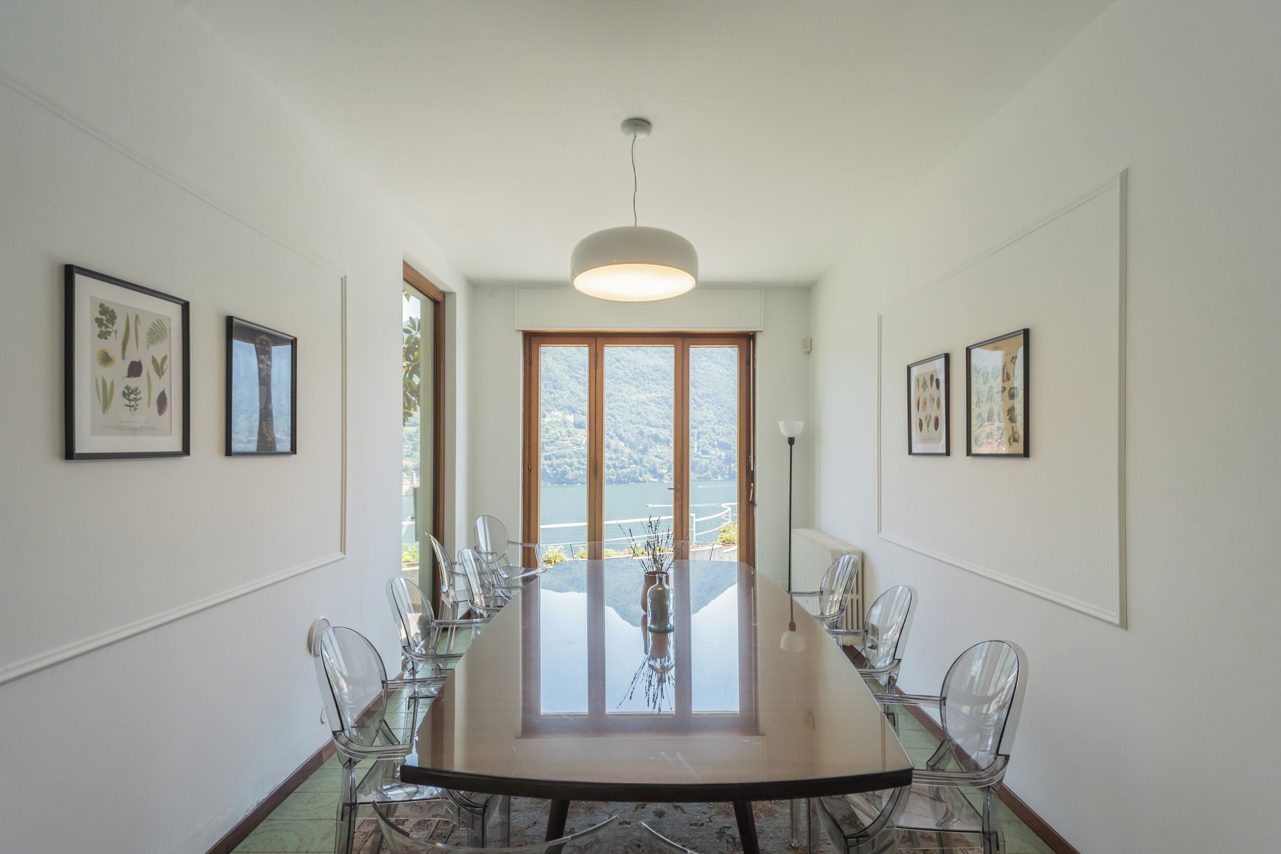 Villa (Multiple Bedrooms) | Sala de jantar