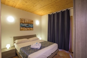 Apartamento, 3 quartos, sacada, vista para o lago | 3 quartos