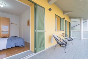 Apartamento (3 Bedrooms) | Varanda