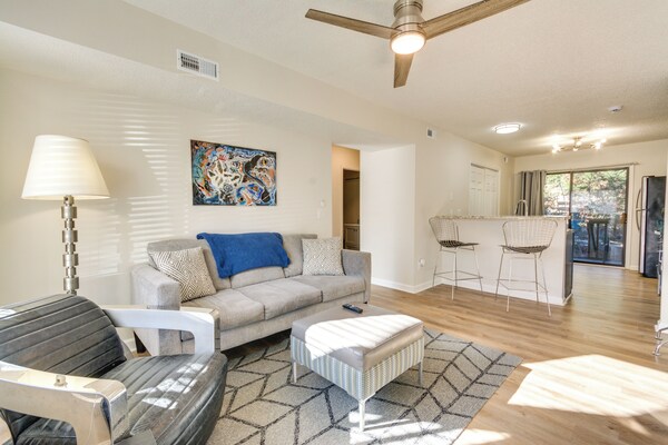 15 Mi To Greensboro: Archdale Condo W/ Fireplace - Lake Lucas, NC