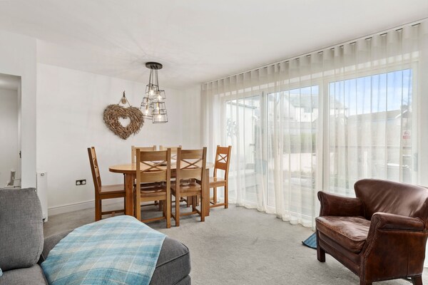 Maes-y-berllan - Close To Village And Beach - Saundersfoot