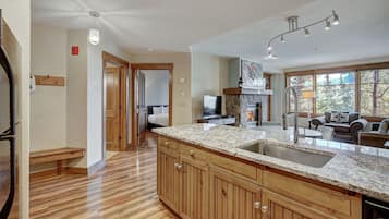 Condo, 1 quarto | Parte interna