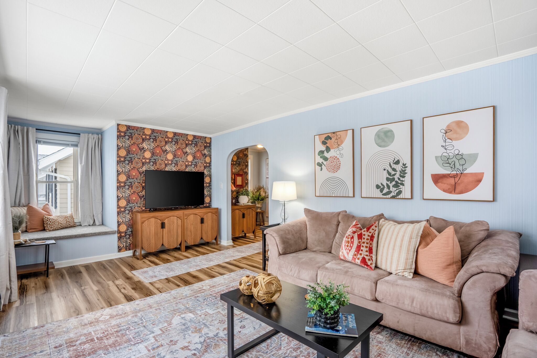 Boho By The Beach: Charming 2-bedroom Apartment In The Heart Of Port Clinton - Put-in-Bay, OH