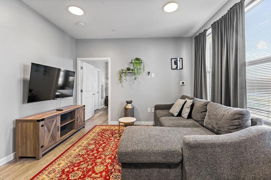 Pleasant 1br Near Encore Boston 9631 - ニュートン, MA