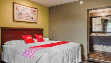 Quarto, 1 cama king-size, não fumadores | Wi-fi grátis, roupa de cama fornecida