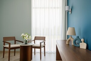 Suite Deluxe, 1 cama queen-size, Vista para a cidade | Vista do quarto