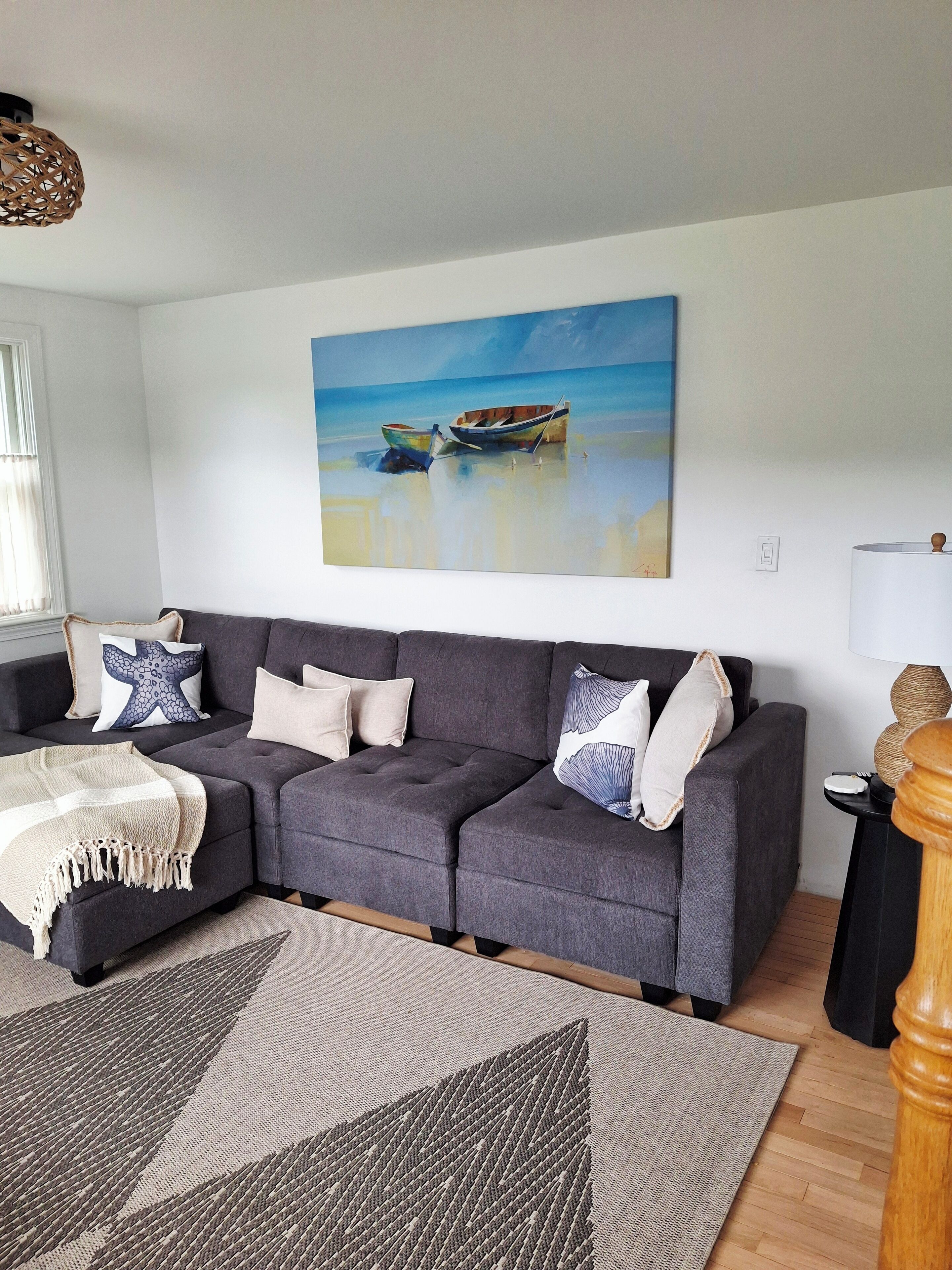 Waterfront. Private Beach, Newly Renovated, Primary Suite, 1st Floor Bedroom - Falmouth, MA