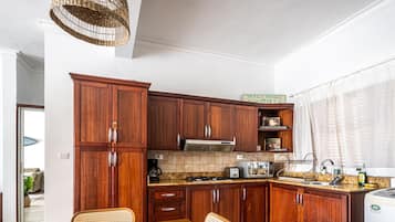 Estúdio, 1 quarto, fumadores, varanda | Interior