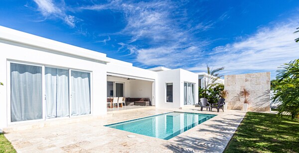 Spacious Family Suite, Ocean Village! - Sosúa