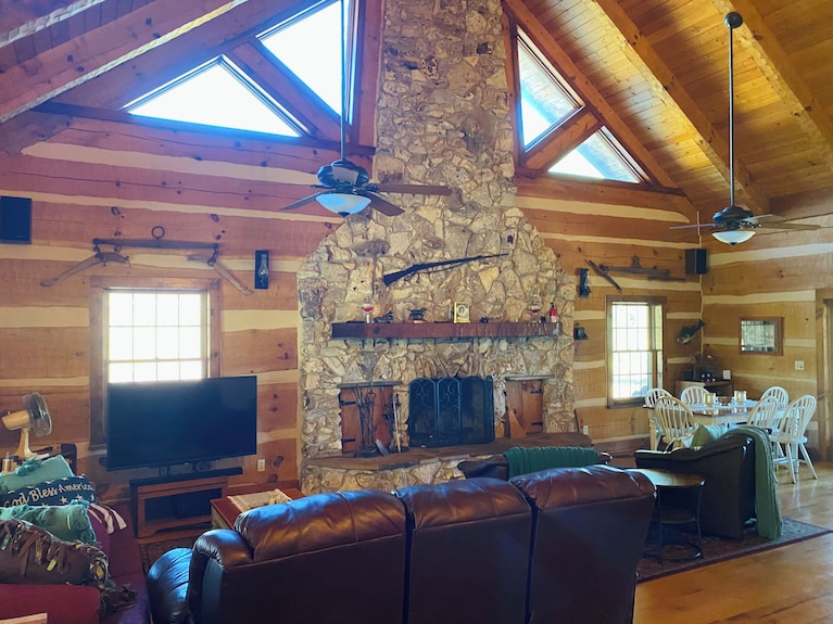 Charming Lakefront Cabin In Welcoming Paisley - Floride