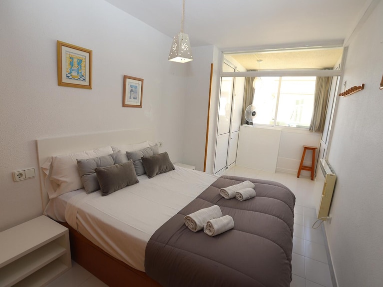 Apartamento Cercano A La Playa Con Terraza Y Aire Acondicionado - La Pineda