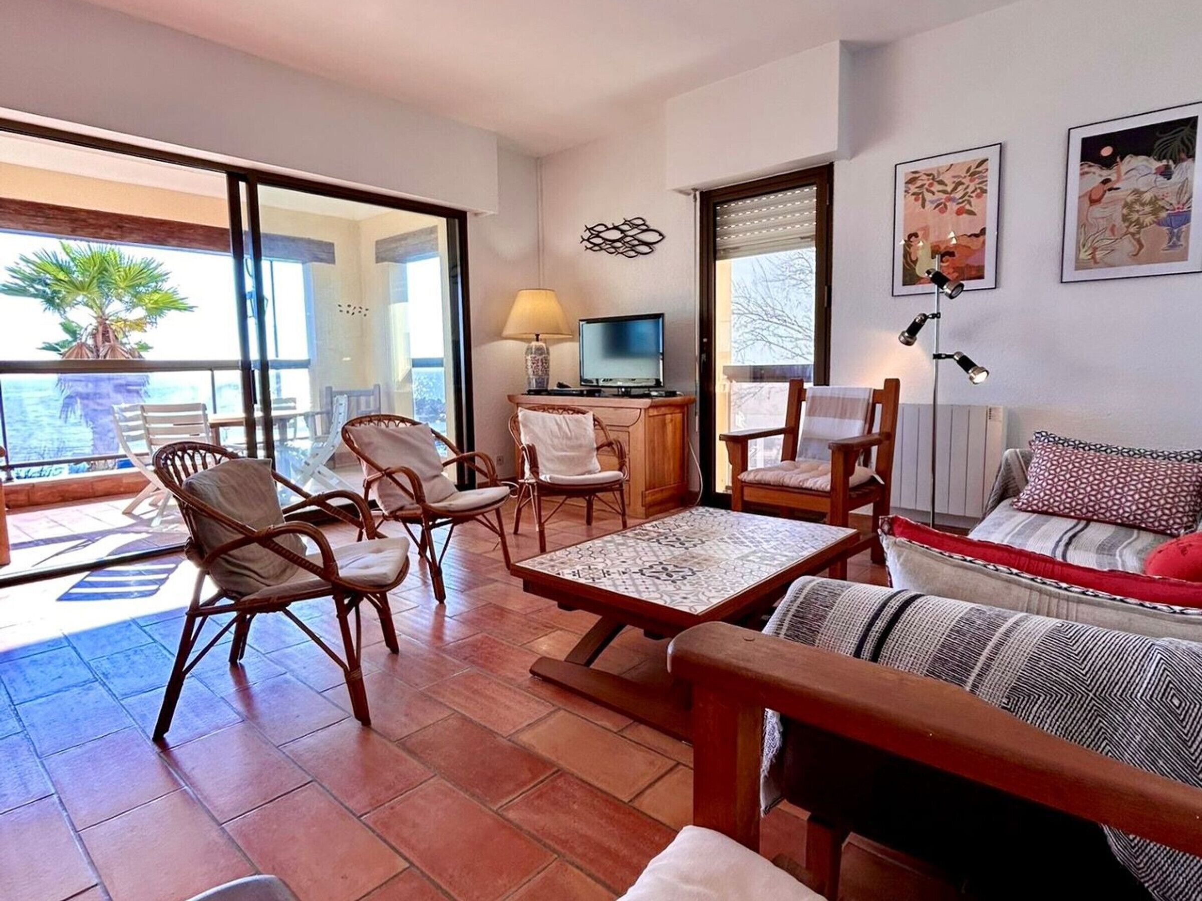 Villa 3*** Para 8 Pers., Vista Al Lago Thau, Jardín Y Parking - Mèze