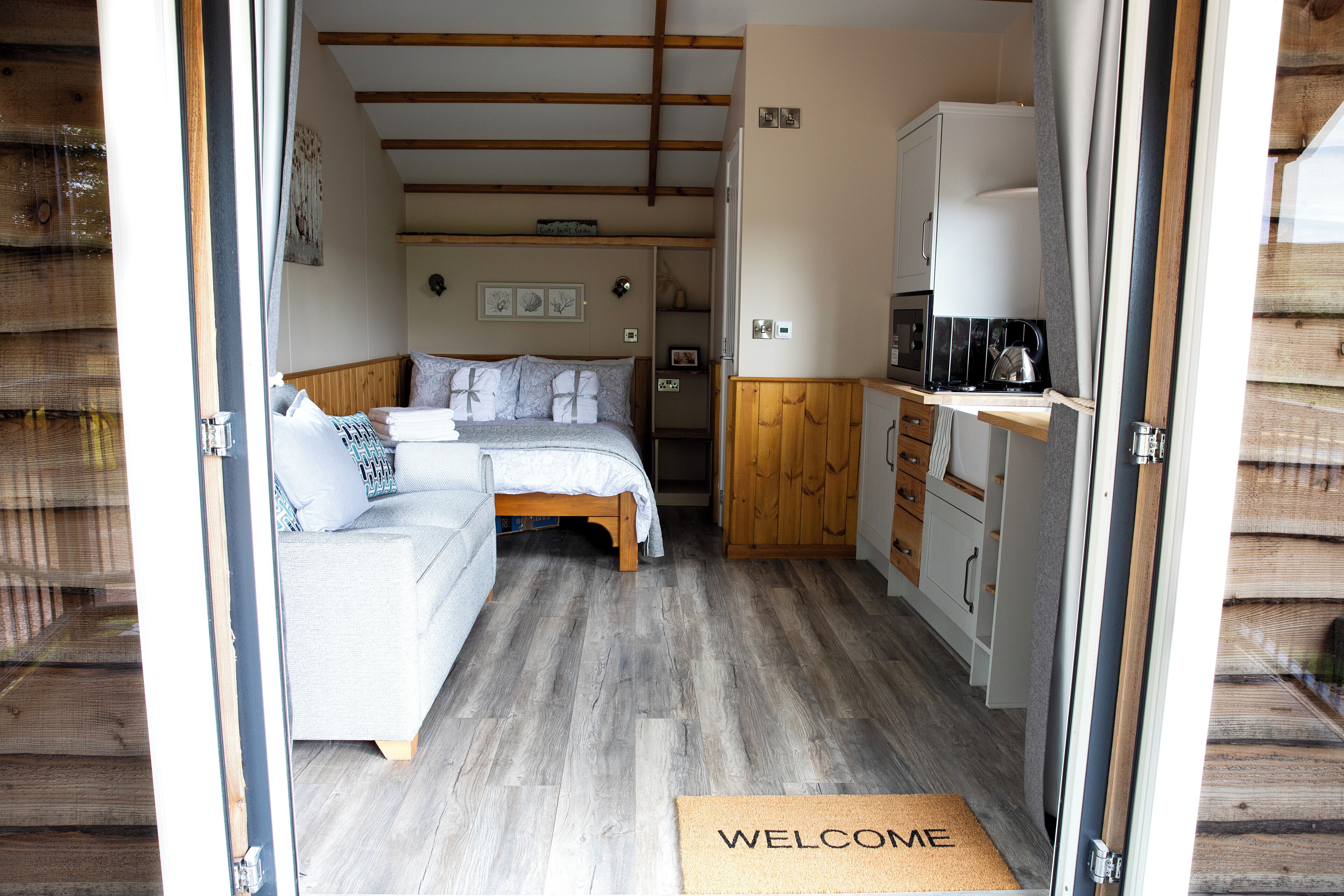 Wildwood Quarry Retreat, Peaceful Private Woodland Site Set In A Former Quarry - North Wales