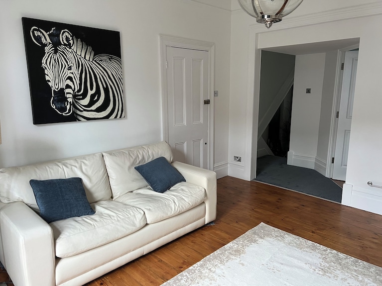 Lovely London Garden Flat Close To Underground Station - Londen