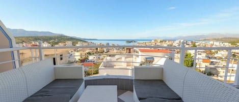 Apartamento, sacada, vista para o mar | Vista da sacada