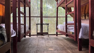 Bungalow Clássico, vista para o jardim | 1 quarto, roupa de cama fornecida