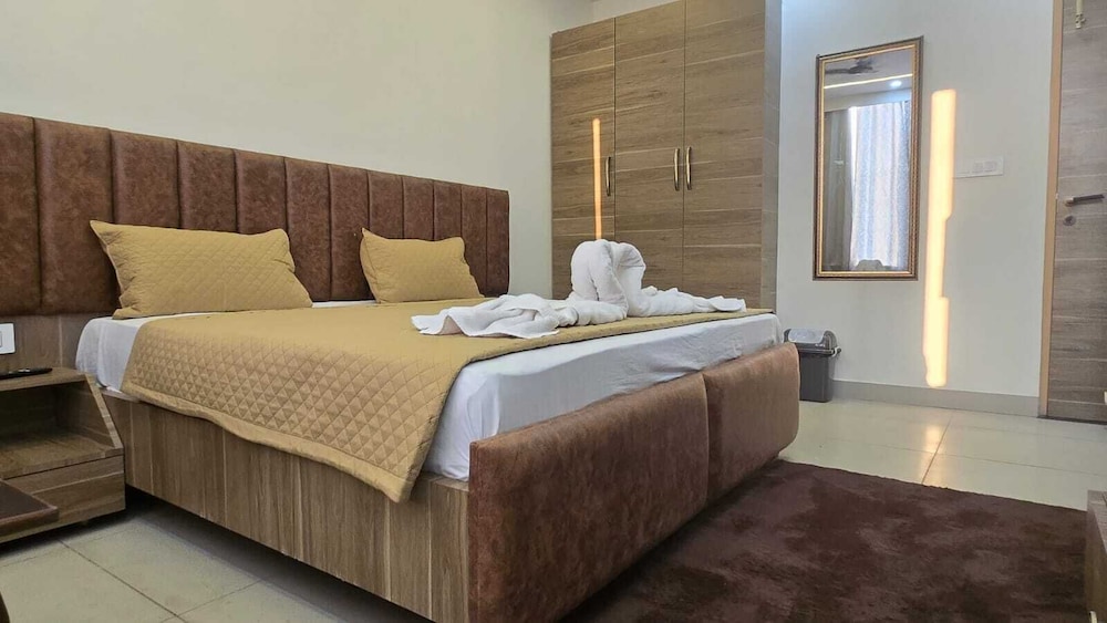 G8 Hotel - Sahibzada Ajit Singh Nagar