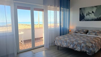 Estúdio, vista para o mar | 1 quarto, individualmente decorados, individualmente mobiliados