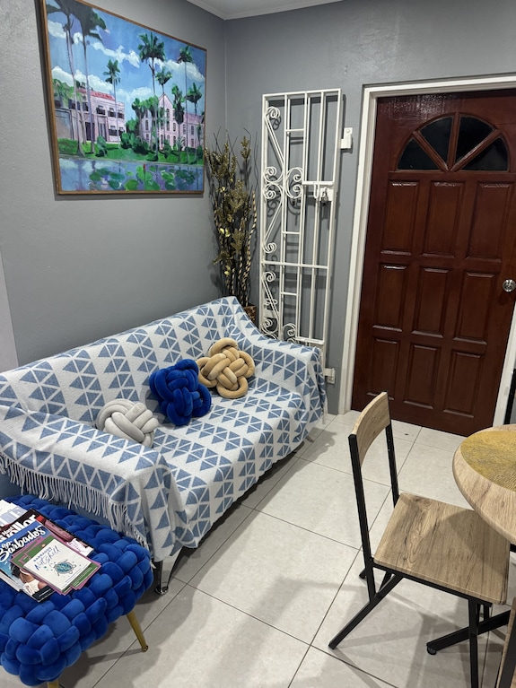 Charming Villa In Enchanting Blackrock With Wifi, Ac - Barbados