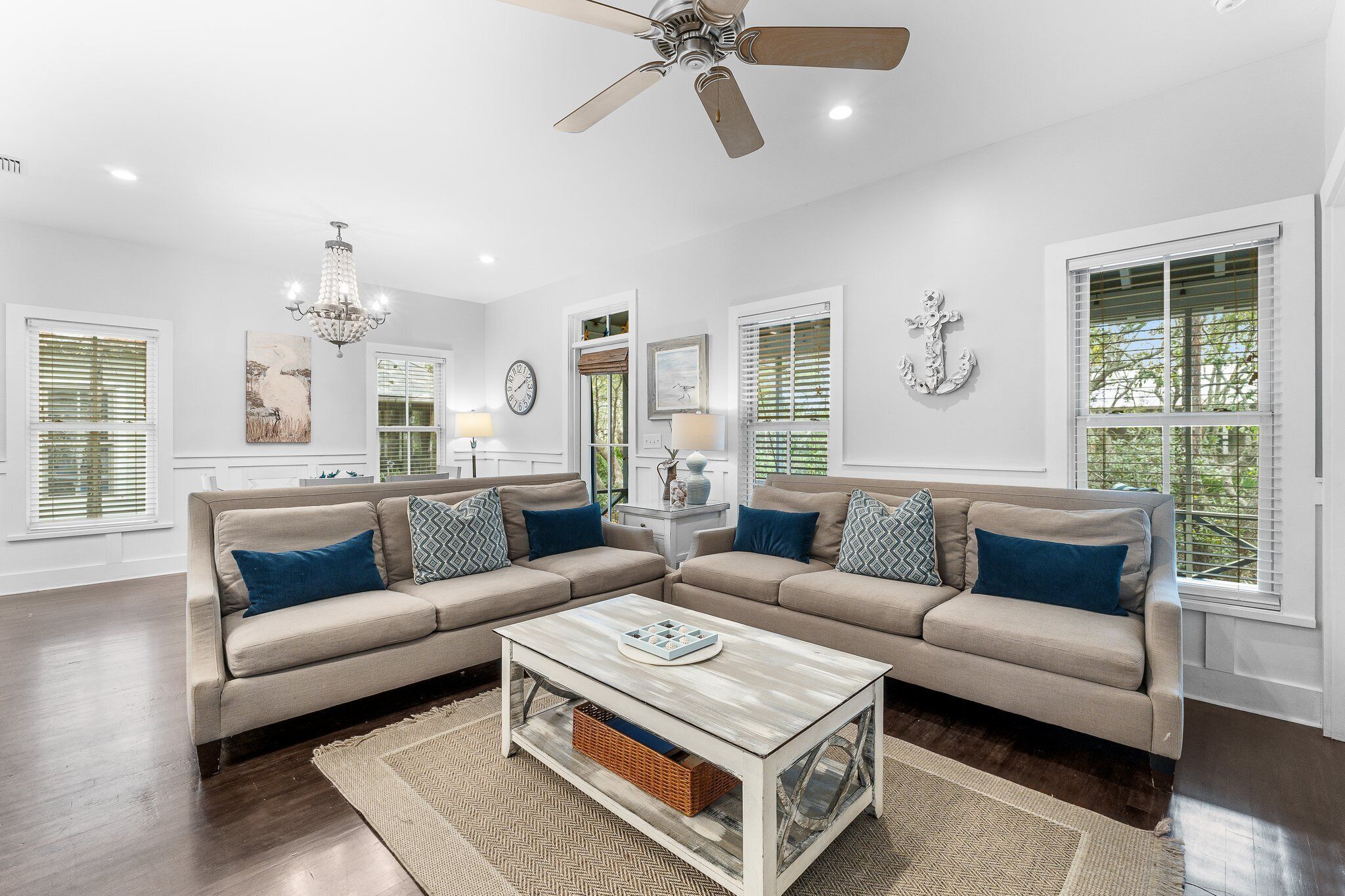 Charming Home Walking Distance To Beach & Pool 3 Big Beds. Sleeps 6 - Florida Panhandle, FL