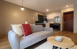 Apartamento, 2 quartos (1506) | Sala de estar | Televisor de 46 polegadas com canais digitais 