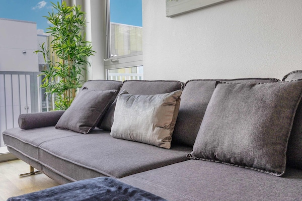 Stylish 2br Family Apartment By Dtla - Los Angeles, CA