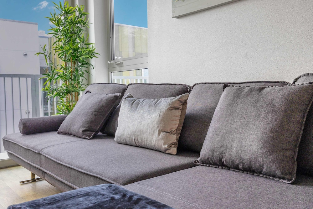 Stylish 2br Family Apartment By Dtla - Los Angeles, CA