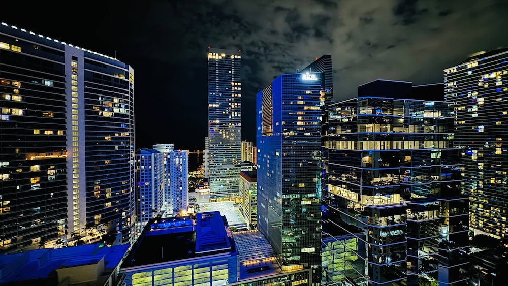 Stylish 1br At Brickell Bay Club By Oneluxstay - Miami, FL