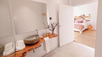 Quarto Tradicional, vista para as vinhas | Wi-fi grátis
