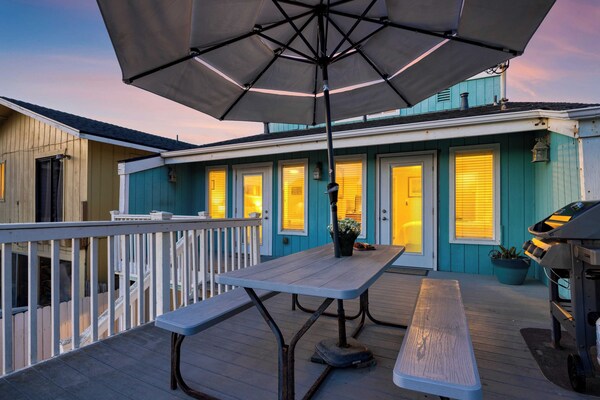 Steps To Beach W/ Patio+deck Foosball Happy Bottom Beach House By Avantstay - Pismo Beach, CA