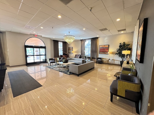 Alhambra Hotel - San Marino, CA