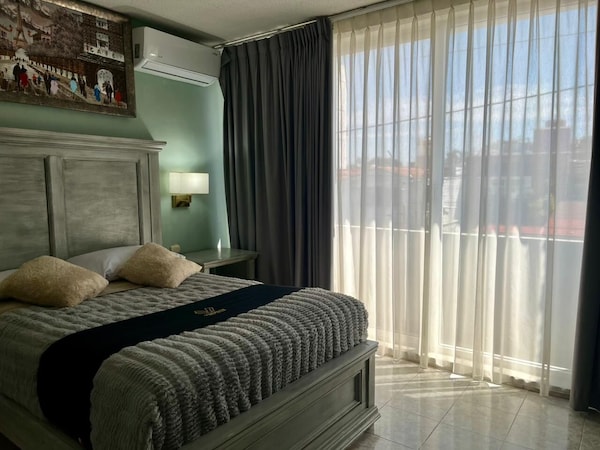 Venator House Boutique 113 - León