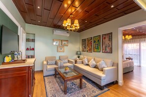 Quarto Presidencial | Minibar grátis, quartos insonorizados, ferro/tábua de engomar 