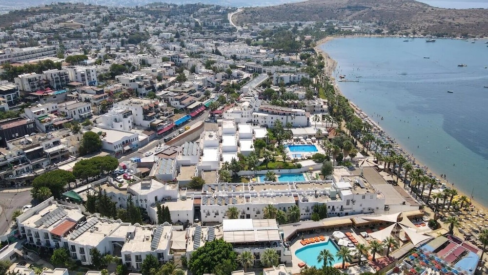 Ladonia Hotels Leo Beach Resort - Bodrum