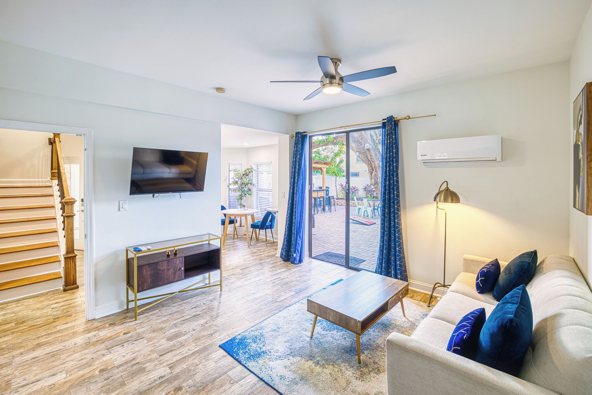 Chic & Spacious Soho Retreat Near Downtown & Ut - Tampa, FL