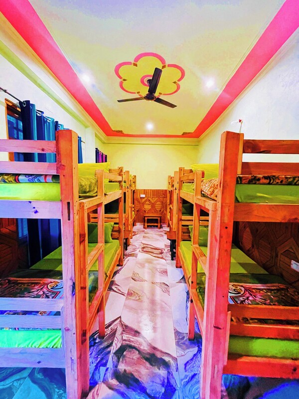 Chalo Challal Hotel & Cafe - Kasol