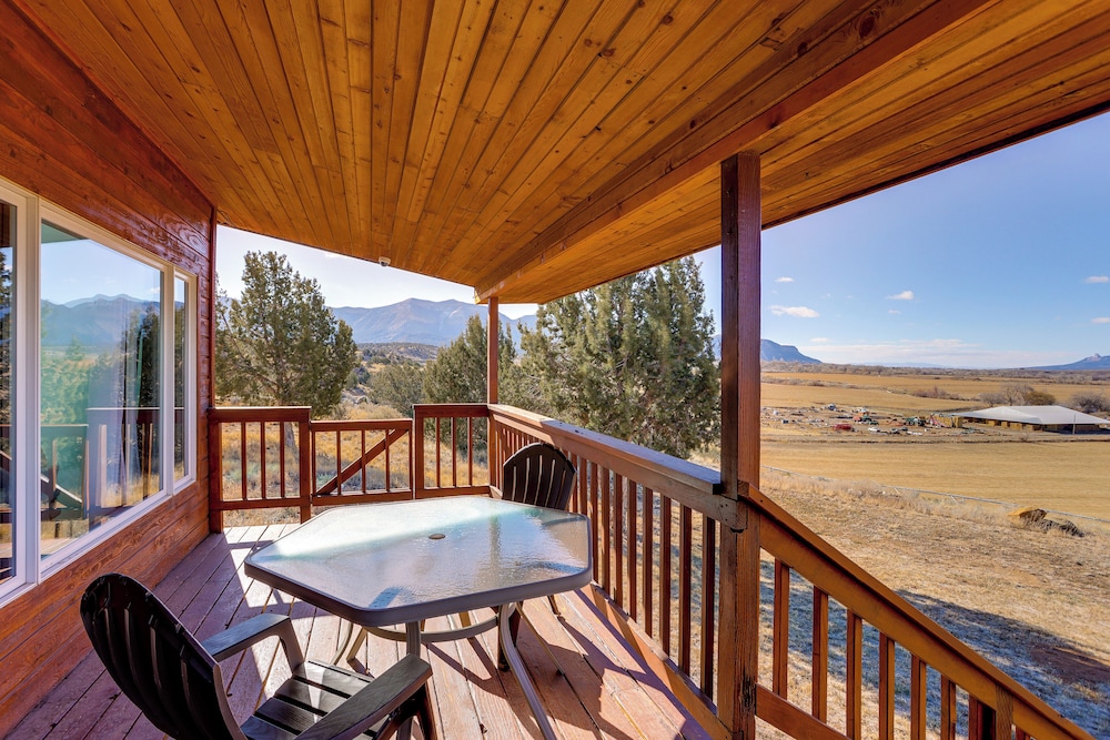 Mtn-view Escape W/ Office Space In Cortez! - Cortez, CO