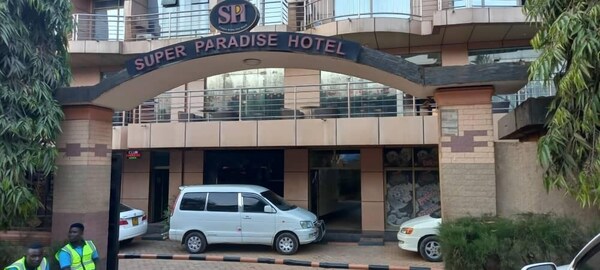 Super Paradise Hotel - Kampala