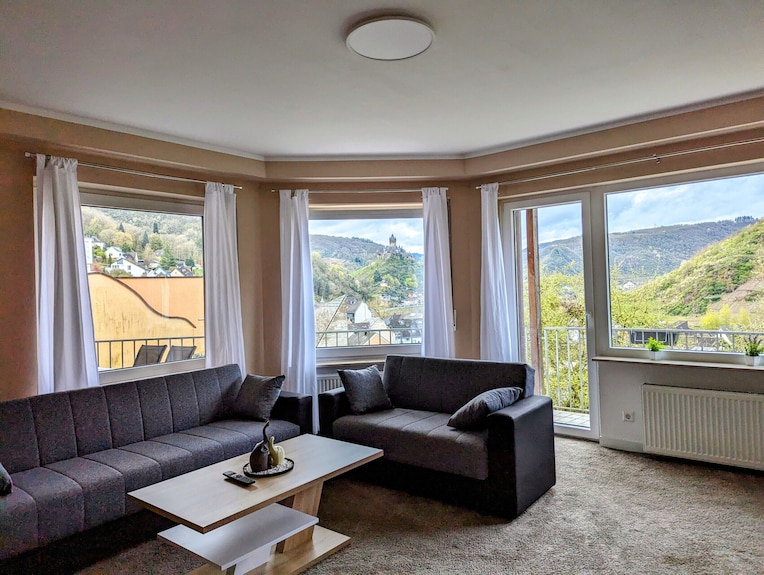 Apartment-balcony-private Bathroom - Bruttig-Fankel