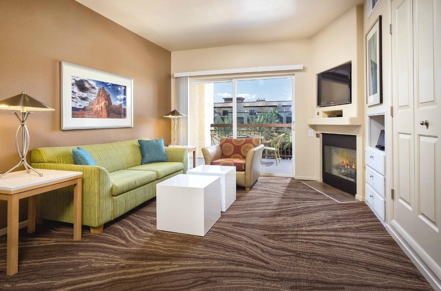 Las Vegas | Romantic Vegas Retreat | Pool + Hot Tub - Las Vegas, NV