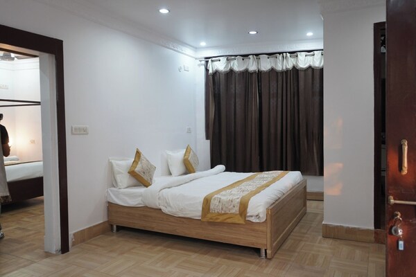 Hotel Shree Krishna Jungle Resort - Khajuraho