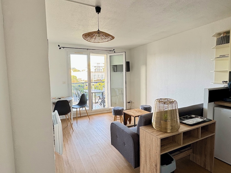 Appartement Dans Résidence Avec Piscine, Proche Page Et Casino De Pontaillac - Royan