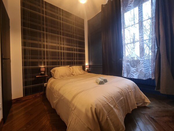 Prestigieuse Résidence - Parking - Bellac