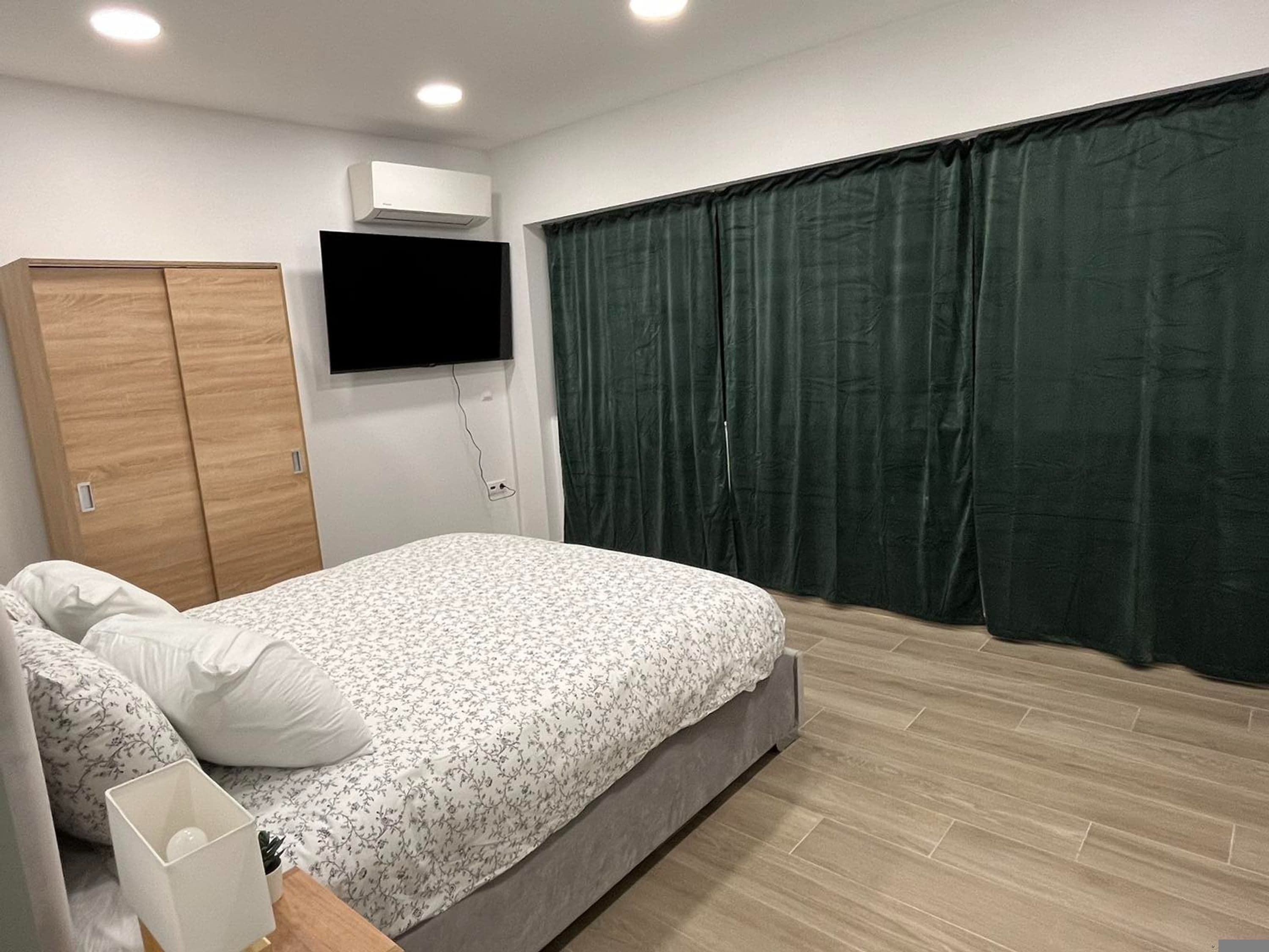 Apartamento | 4 quartos, secretária, quartos insonorizados 