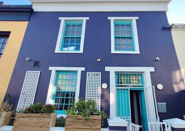 Purple Pearl At Bokaap - Cape Town