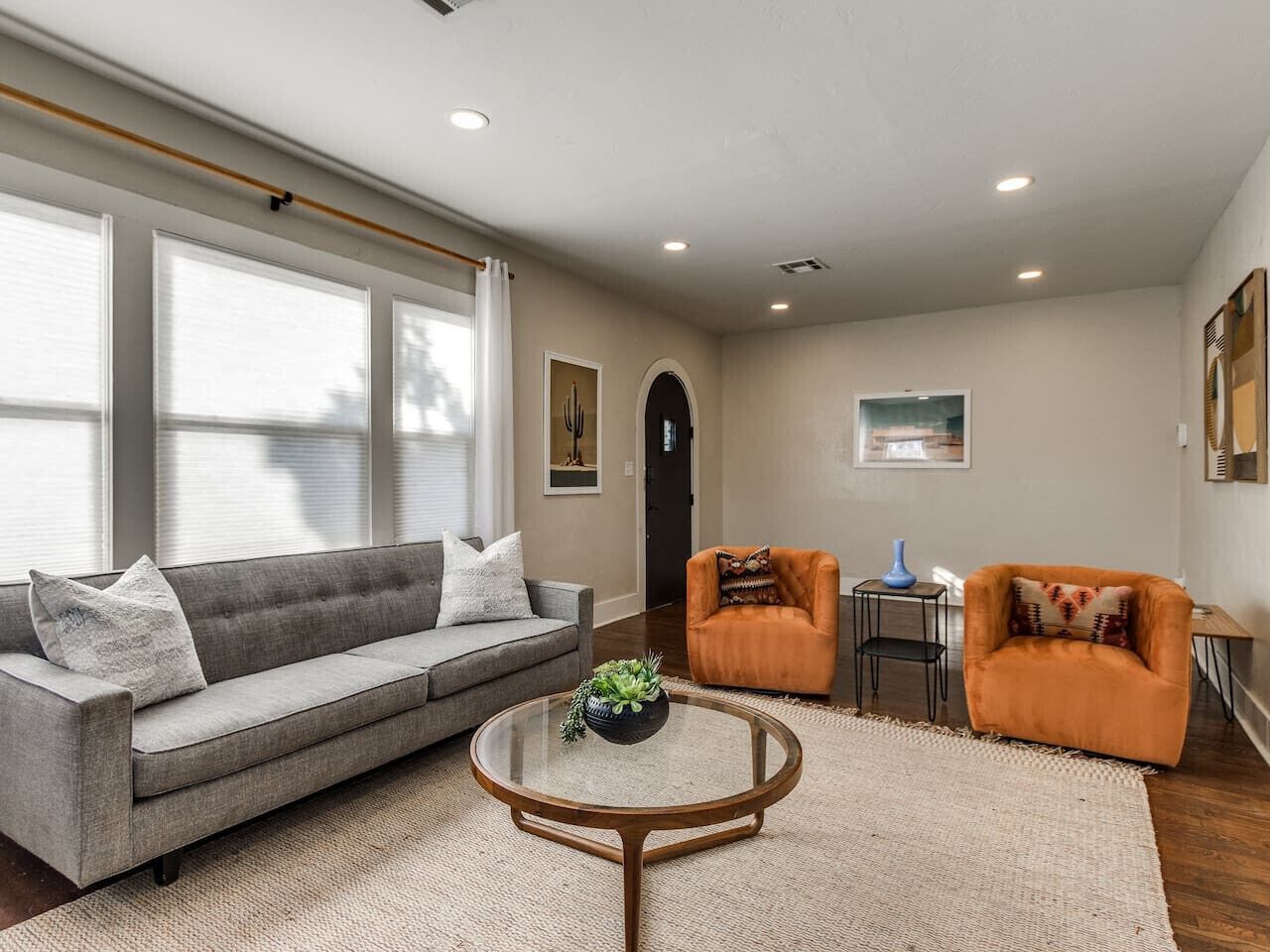 Spacious Bungalow W/ Optional 1bed Apt - Automobile Alley - Oklahoma City