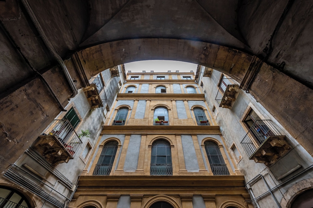 Palazzo Bicocca Rooms - Catania