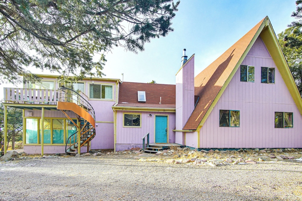 Near Hiking: Tranquil Crestone Studio W/ Deck! - Crestone, CO