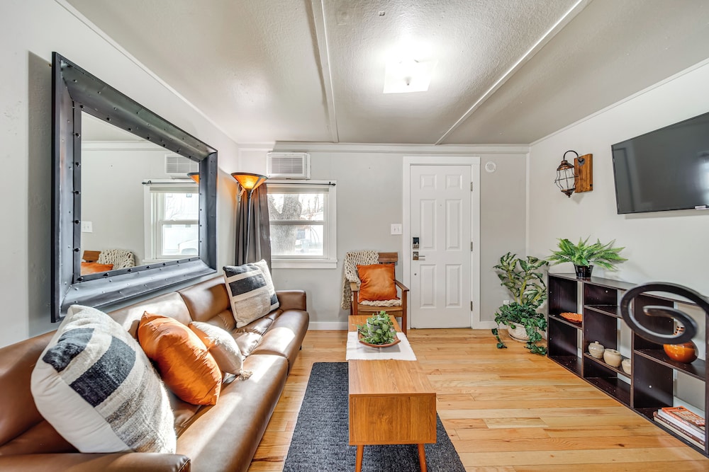 1 Mi To Camels Back Park: Boise Studio W/ Patio! - Lucky Peak State Park, Boise