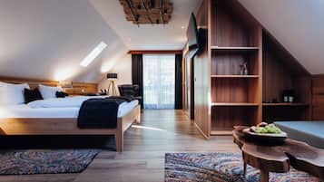 Suite-Estúdio de Luxo | Cofre no quarto, Wi-fi grátis, roupa de cama fornecida